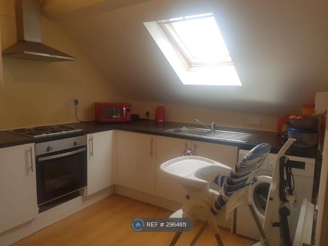 Cambridge Street, Leicester LE3, 3 bed flat to rent, £400 pcm | PrimeLocation