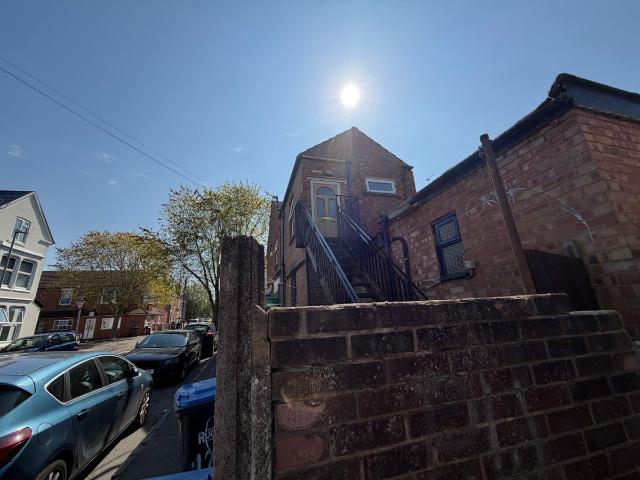 Cambridge Street, Rugby CV21, 1 bed flat to rent, £800 pcm | PrimeLocation