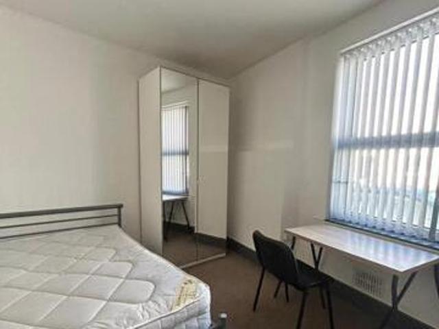 Cambridge Street, Uplands, 3 Bedroom Flat