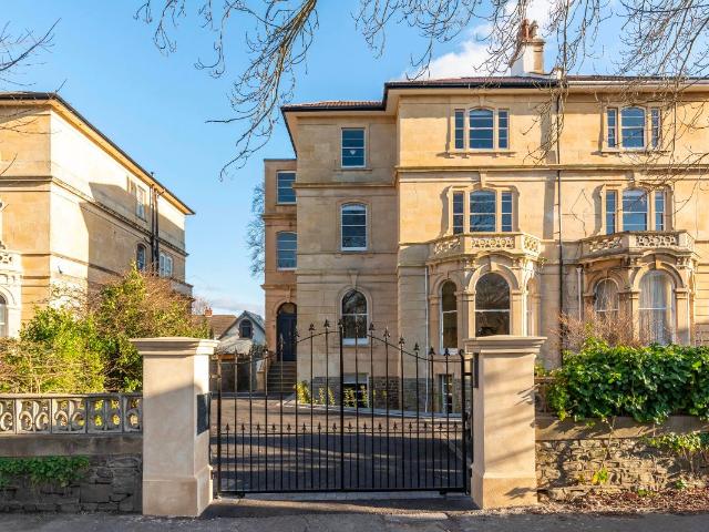 Cambridge Park, Bristol BS6, Room to rent, £1,000 pcm | PrimeLocation