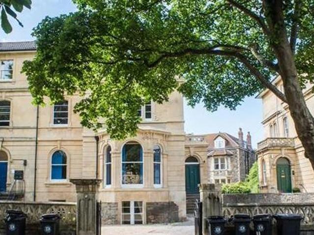 Cambridge Park, Bristol, 5 Bedroom Flat