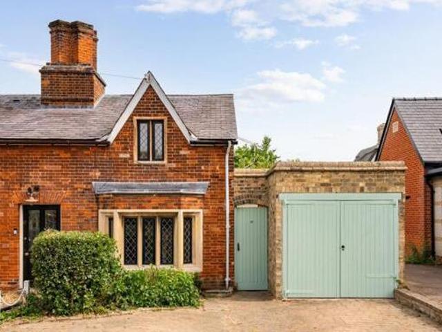 Cambridge Road, Girton, 2 Bedroom End