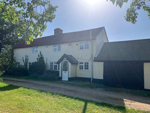 Cambridge Road, Hauxton, Cambridge 3 bed detached house to rent £2,100 pcm £485 pw
