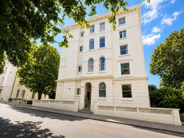 Cambridge Road, Hove BN3, 1 bed flat to rent, £1,200 pcm | PrimeLocation