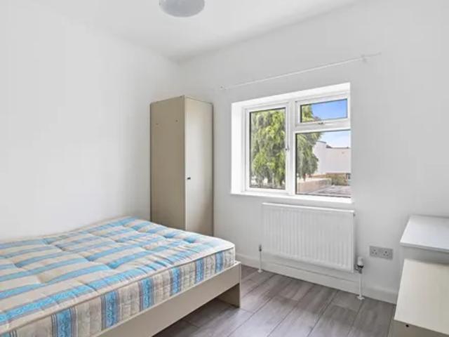 Cambridge Road, London, KT1 3LX, United Kingdom | Room for rent #123866846 | Rentberry