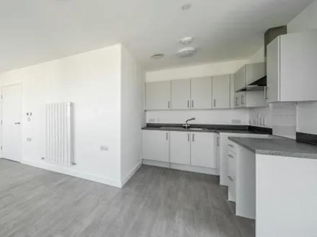 Cambridge Road, London, IG11 8NZ, United Kingdom | 2 bed apartment for rent #167780427 | Rentberry
