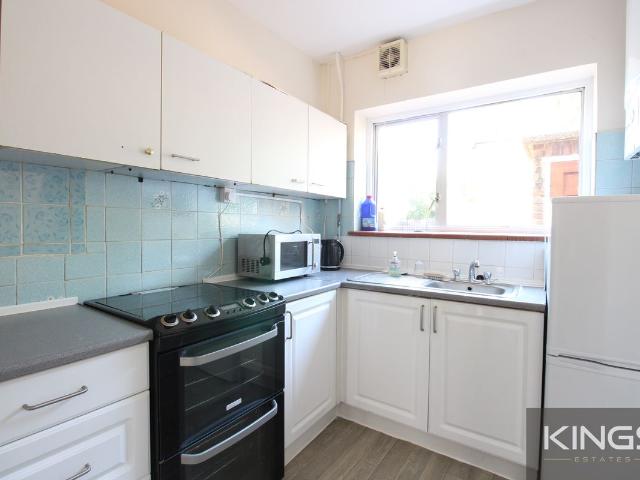 Cambridge Road, Southampton SO14, 4 bed semi detached house to rent, £1,600 pcm | PrimeLocation