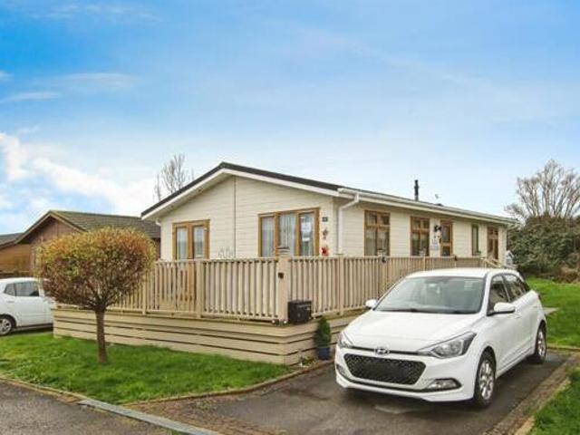 Cambridge Road, Stretham, 2 Bedroom Park