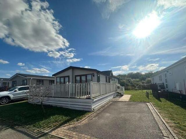 Cambridge Road, Stretham, 3 Bedroom Park