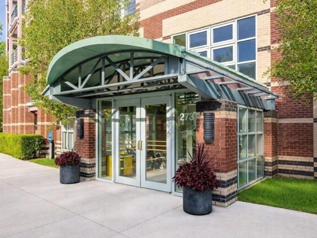 Cambridge Rd Apt,woburn, Condo For Sale