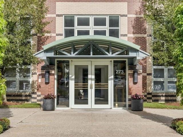 Cambridge Rd Apt,woburn, Condo For Sale