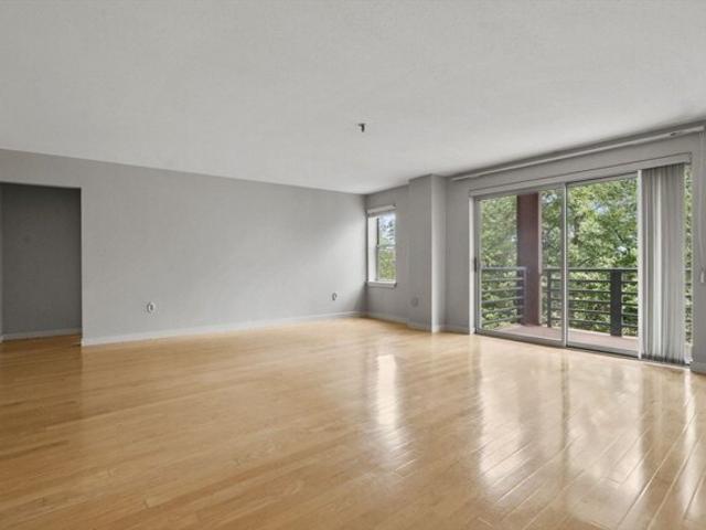 Cambridge Rd Apt,woburn, Condo For Sale