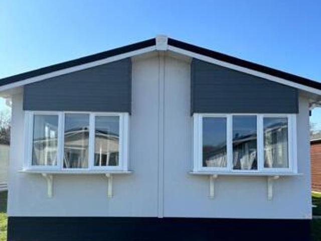 Cambridgeshire, 2 Bedroom Park