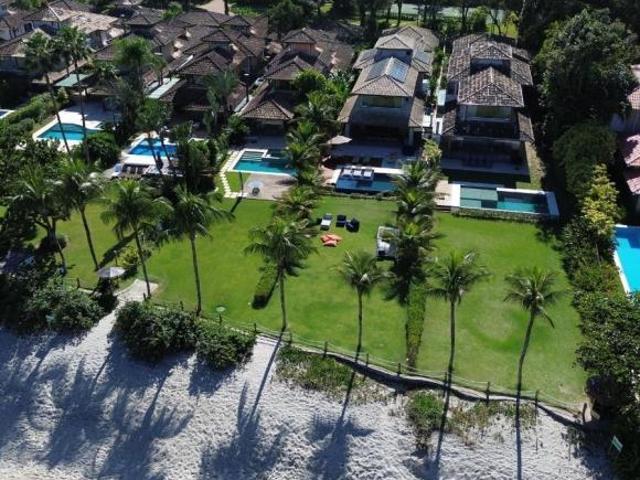 Camburyzinho pé na areia, 7 suítes à Venda