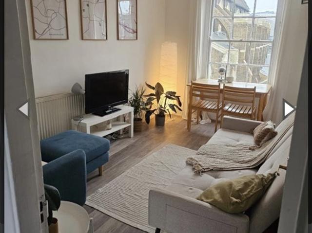 Camden 4 bed, 2 bath, garden, residents parking