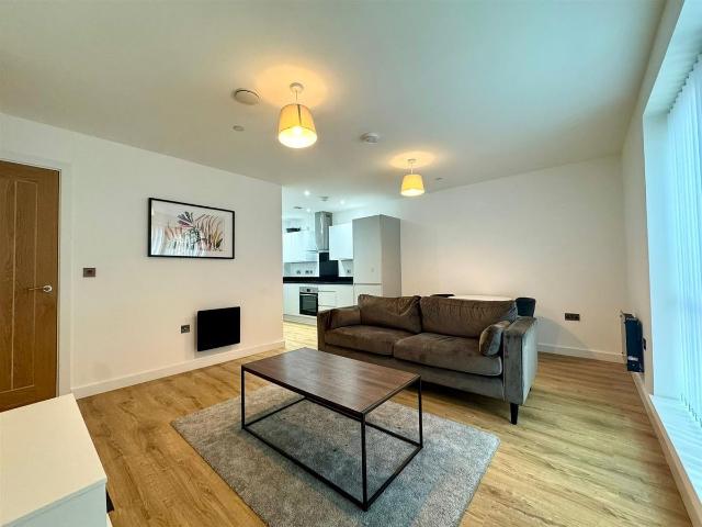 Camden Drive, Birmingham B1, 1 bed flat to rent, £975 pcm | PrimeLocation