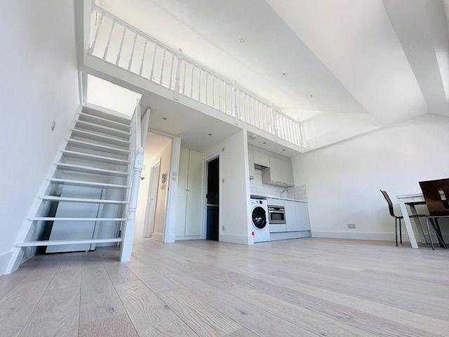 Camden High Street, Camden Town NW1, 1 bed maisonette to rent, £2,150 pcm | PrimeLocation