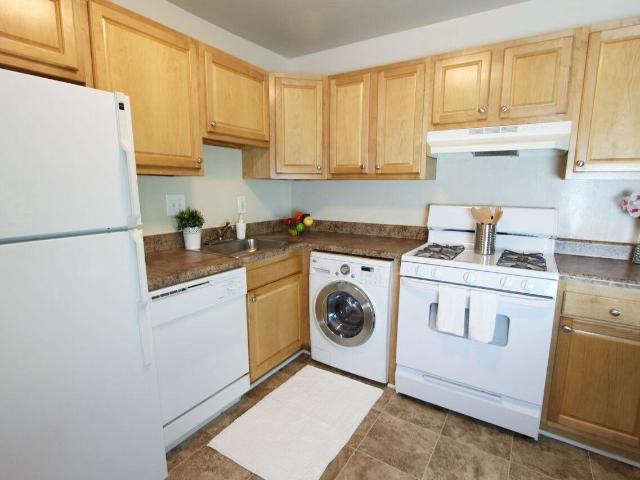 Camden Hills 1 Bedroom Apartment for Rent at 136 Wellington Lakes Dr, Fredericksburg, VA 22401