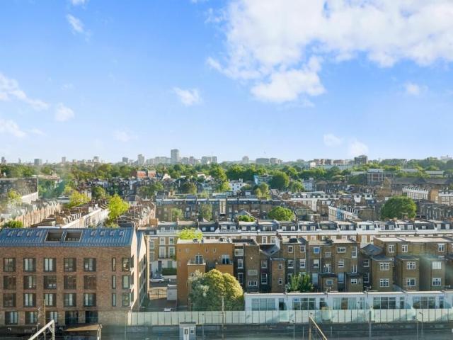 Camden, London NW1, Studio to rent, £1,500 pcm | PrimeLocation