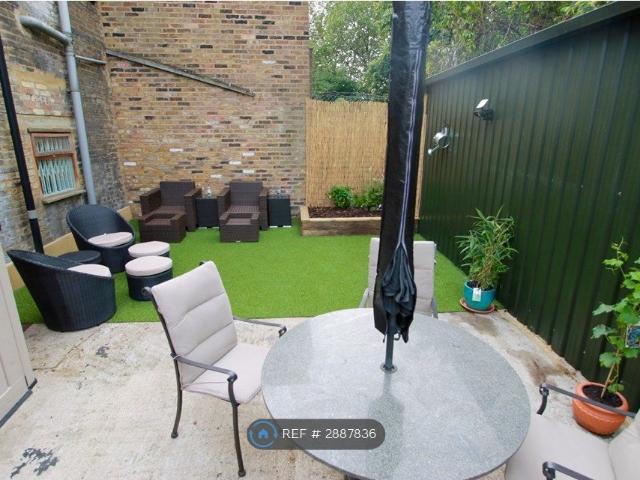 Camden Mews, London NW1, 4 bed terraced house to rent, £5,480 pcm | PrimeLocation