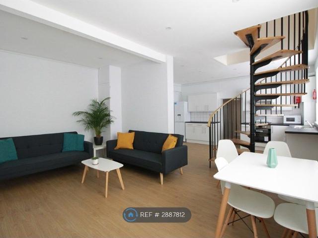 Camden Mews, London NW1, 5 bed terraced house to rent, £6,850 pcm | PrimeLocation