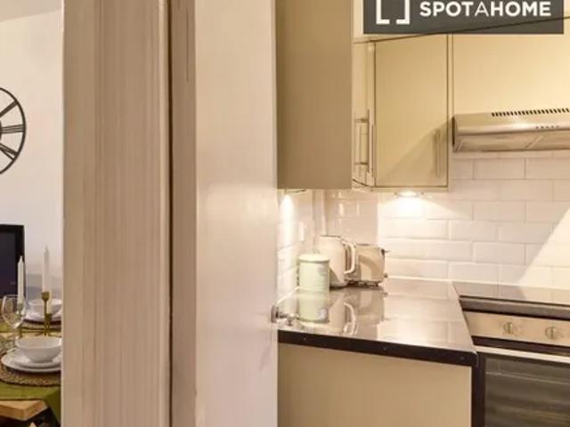 Camden Mews, London, NW1 9AG, United Kingdom | 3 bed apartment for rent #160154539 | Rentberry