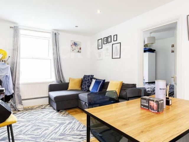 Camden Road, Tufnell Park N7, 2 bed flat to rent, £2,318 pcm | PrimeLocation