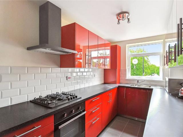 Camden Road, Camden NW1, 2 bed flat to rent, £2,950 pcm | PrimeLocation