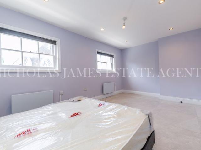 Camden Road, Camden NW1, 3 bed flat to rent, £3,750 pcm | PrimeLocation