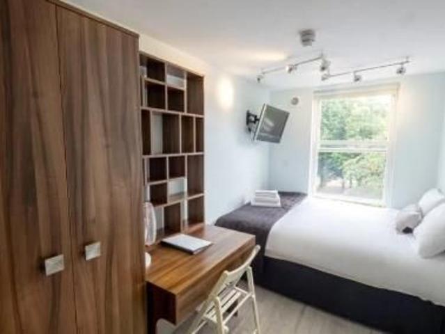Camden Road, Islington N7, Studio to rent, £1,200 pcm | PrimeLocation