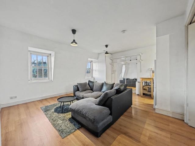 Camden Road, London NW1, 1 bed flat to rent, £1,850 pcm | PrimeLocation