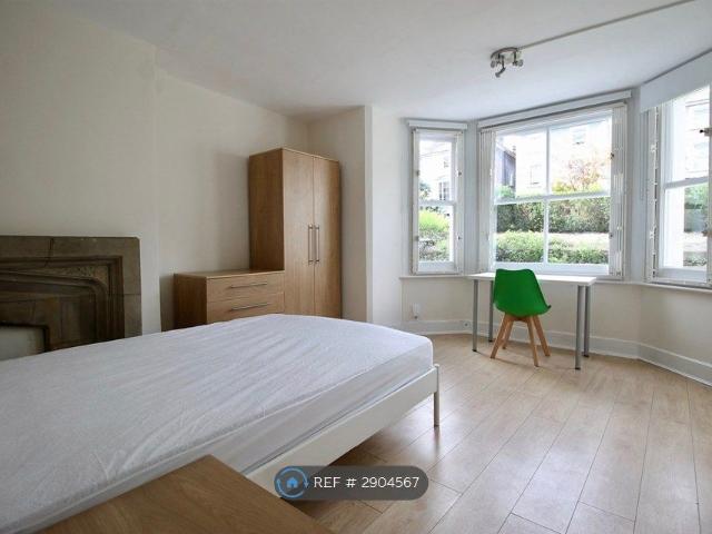 Camden Road, London NW1, 3 bed flat to rent, £4,030 pcm | PrimeLocation