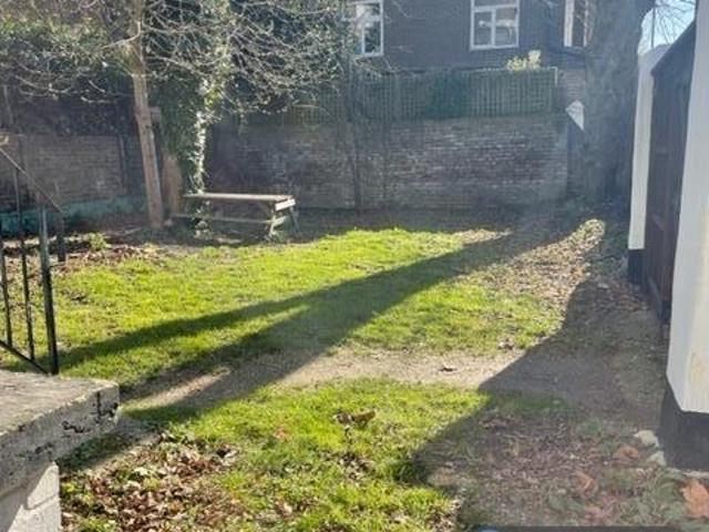 Camden Road, London, NW1 3 bed flat to rent £3,467 pcm £800 pw