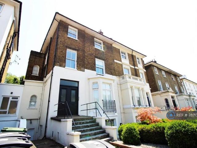 Camden Road, London, NW1 4 bed flat to rent £5,000 pcm £1,154 pw