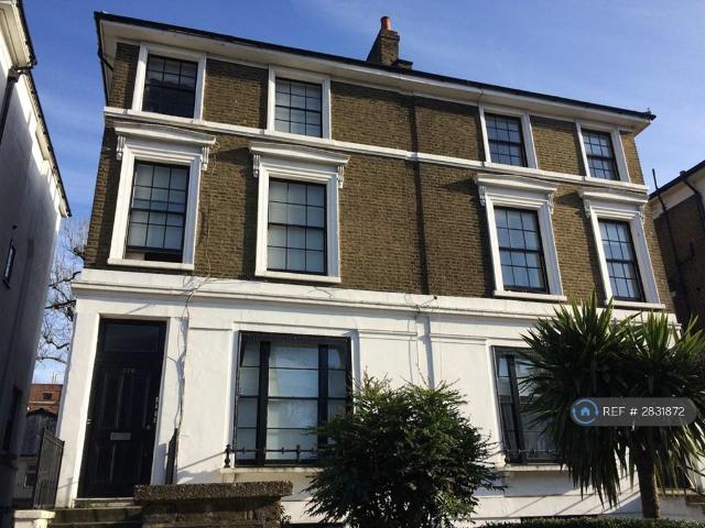Camden Road, London, NW1 5 bed flat to rent £6,850 pcm £1,581 pw