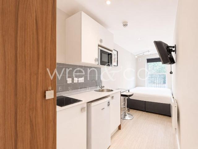 Camden Road N7, Studio to rent, £1,250 pcm | PrimeLocation