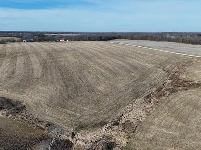 Camden Rd, Glenwood, MO 63531