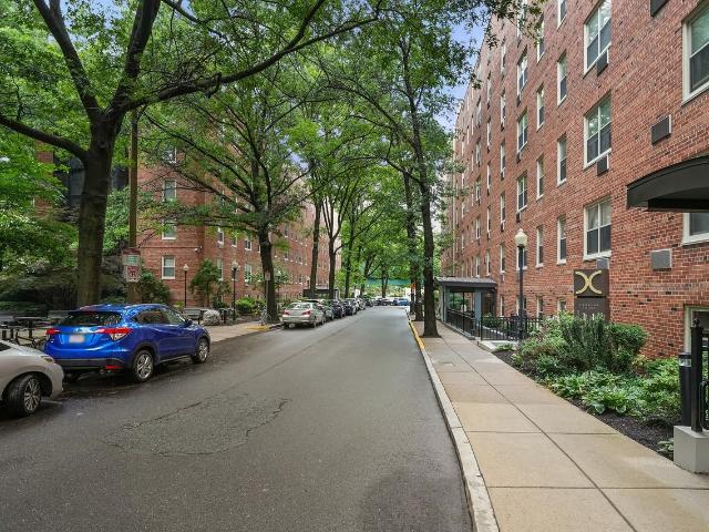 Camelot Court 3 Bedroom Apartment for Rent at 10 Camelot Ct, Brighton, MA 02135 Brighton