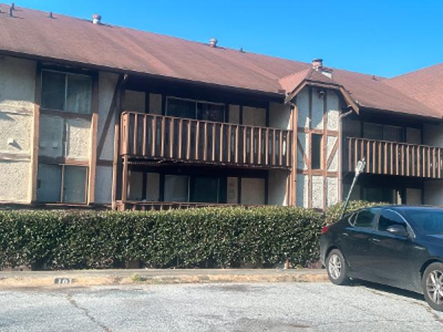 Camelot Dr