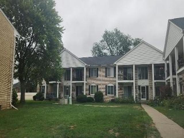 Camelot Dr