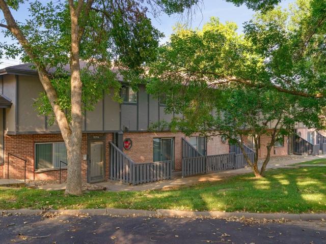 Camelot Village 2 Bedroom Apartment for Rent at 2344 N 92nd Ave, Omaha, NE 68134