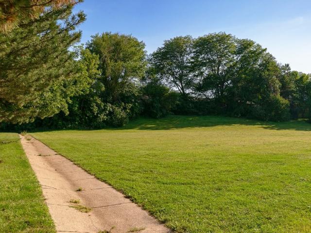 Camelot Village 2 Bedroom Apartment for Rent at 2344 N 92nd Ave, Omaha, NE 68134