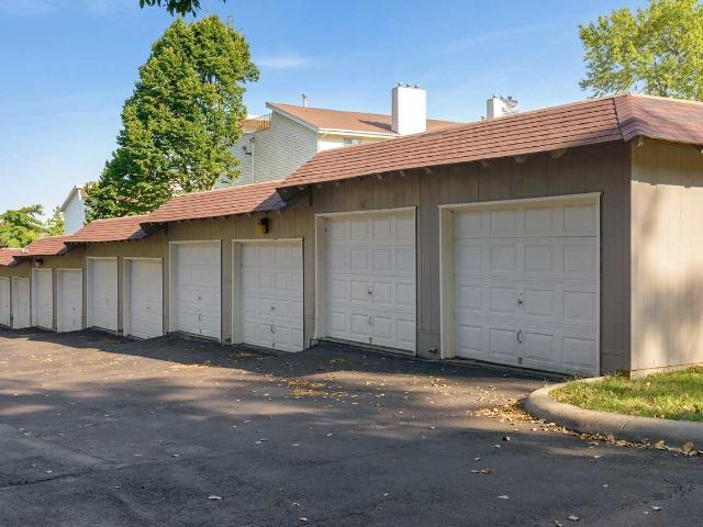Camelot Village 2 Bedroom Apartment for Rent at 2344 N 92nd Ave, Omaha, NE 68134