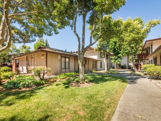 Camelback North Apartments CNM 2 Bedroom Apartment for Rent at 630 Tempe Ct, Pleasant Hill, CA 94523
