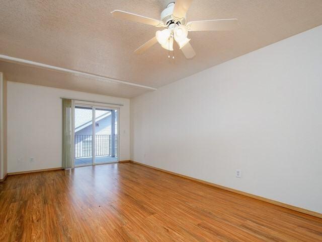 Cameron Court 2 Bedroom Apartment for Rent at 678 Se Hogan Rd, Gresham, OR 97080 Mt. Hood