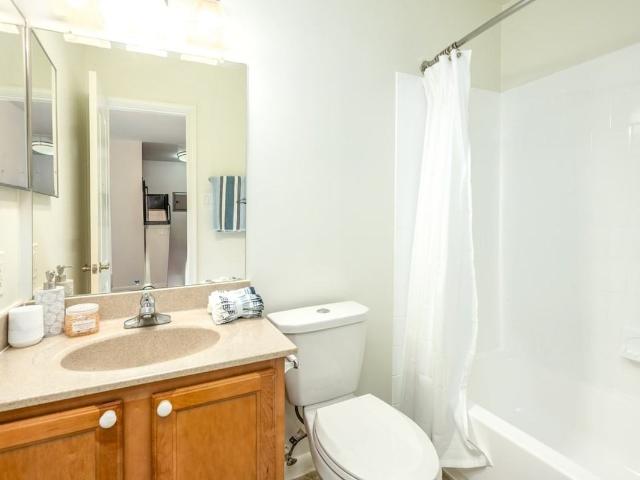 Cameron Pointe Apartments 2 Bedroom Apartment for Rent at 1113 Nalley Rd, Landover, MD 20785
