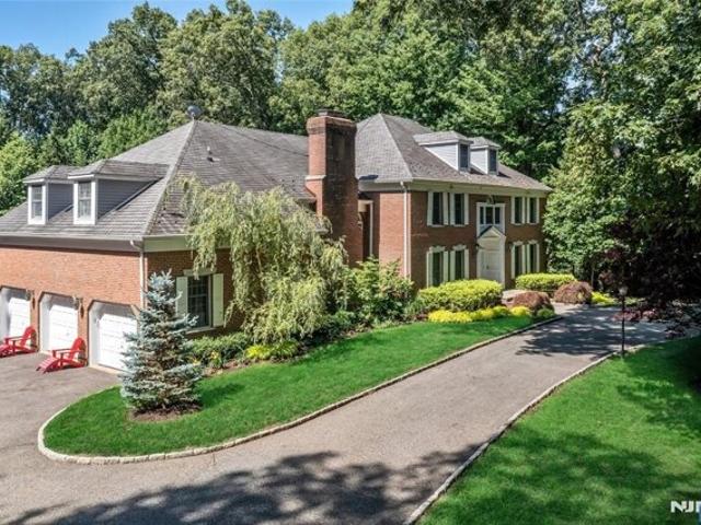Cameron Rd, Saddle River, Home For Sale