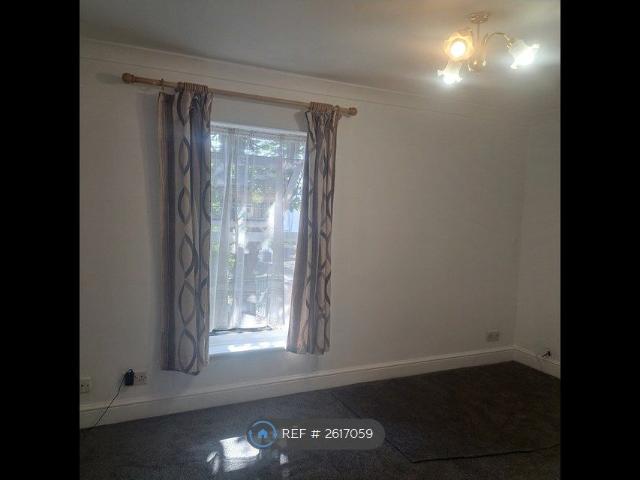 Cameron Road, Croydon CR0, 2 bed flat to rent, £1,600 pcm | PrimeLocation