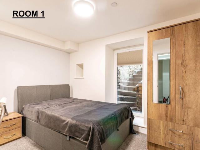 Cameron Terrace, Edinburgh EH16, 8 bed shared accommodation to rent, £775 pcm | PrimeLocation