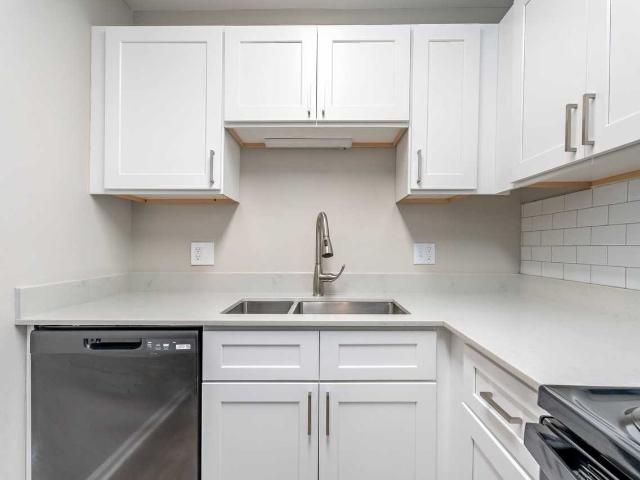 Cameron 3 Bedroom Apartment for Rent at 1706 Vineyard Dr N, Wilson, NC 27893 Wilson Woods